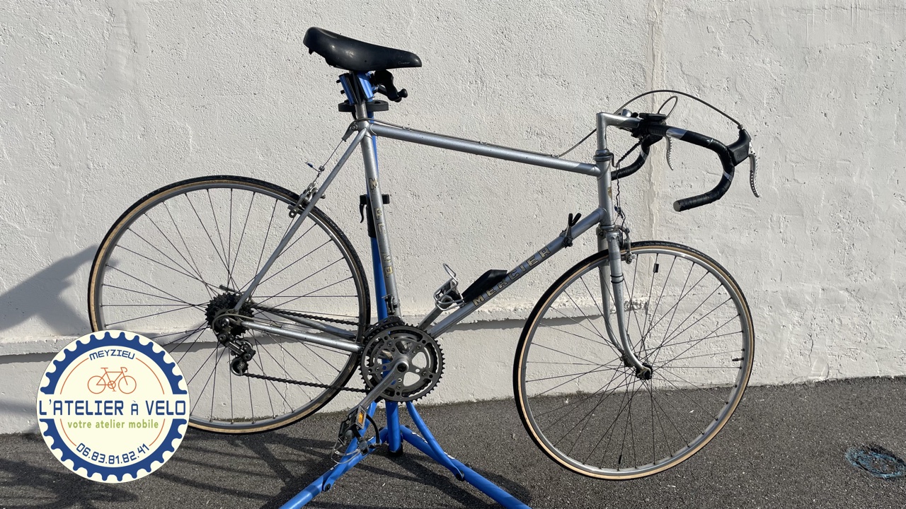 VELO DE ROUTE MERCIER GRIS VINTAGE - OCCASION - L' Atelier à Vélo - Meyzieu